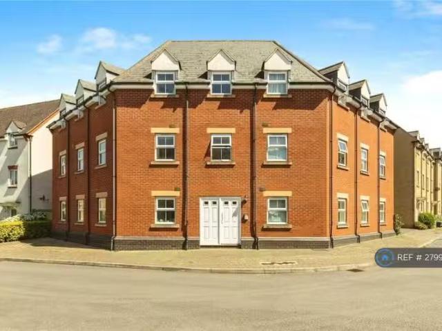 Rental! 2 BA 2 bedroom flat for rent in Bishops Cleeve, Chelte.