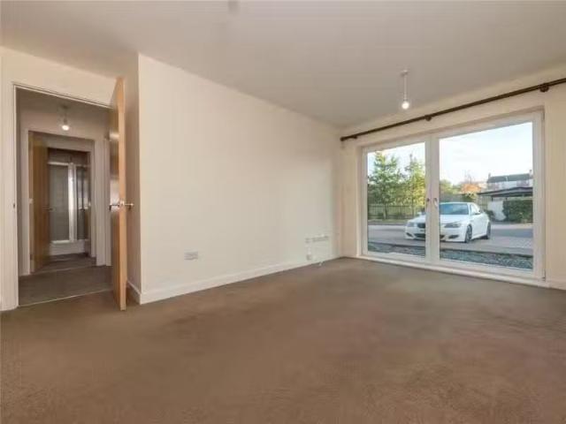 For Rent! 2 BA 2 bedroom flat for rent in Pefferbank, Edinburg.