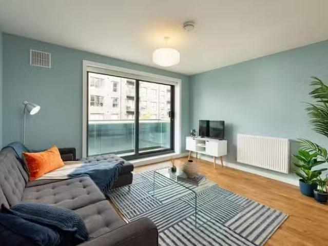 For Rent! 2 BA 2 bedroom flat for rent in Stoneywood Brae, Abe.
