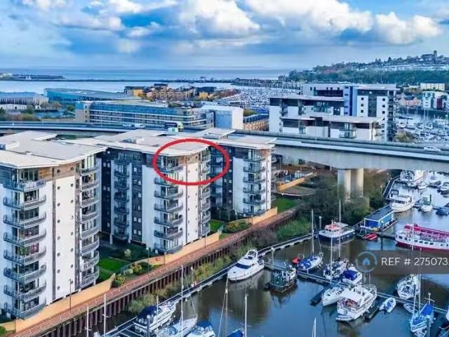 Unique 2 BA 2 bedroom flat for rent in Victoria Wharf, Cardiff.