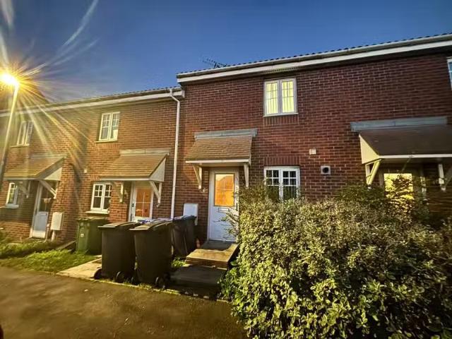 Charming 2 BA 2 bedroom house for rent in Follager Road, RUGBY.