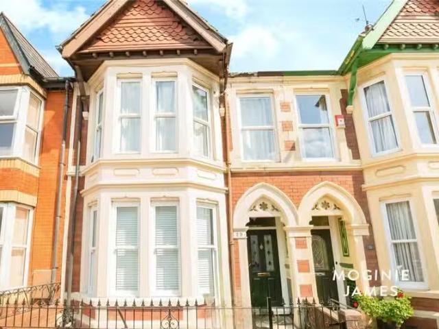 Nice 2 BA 3 bedroom terraced house for rent in Grosvenor Stree.