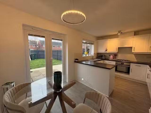 Cozy 2 BA 3 bedroom house for rent in Manhattan Way, COVENTRY.
