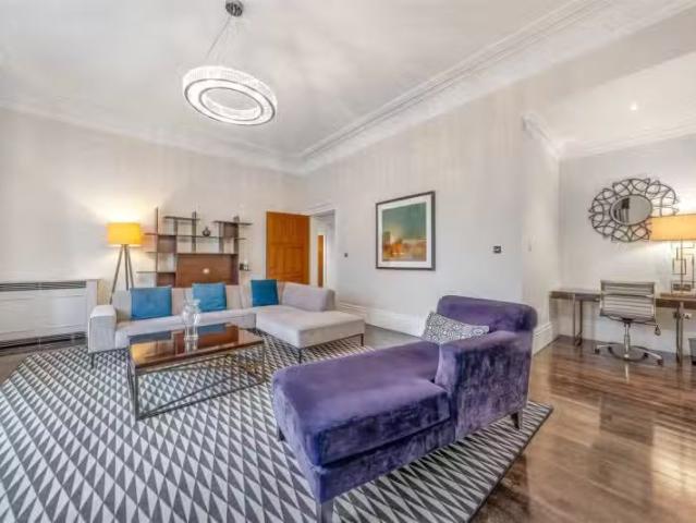 Rental! 2 BA 3 bedroom property to let in Stanhope Gardens, Lo.