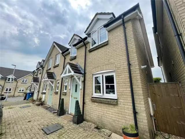 Charming 2 BA 3 bedroom semi detached house for rent in Natash.
