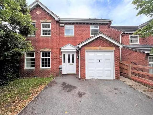 Charming 2 BA 4 bedroom detached house for rent in Casson Driv.