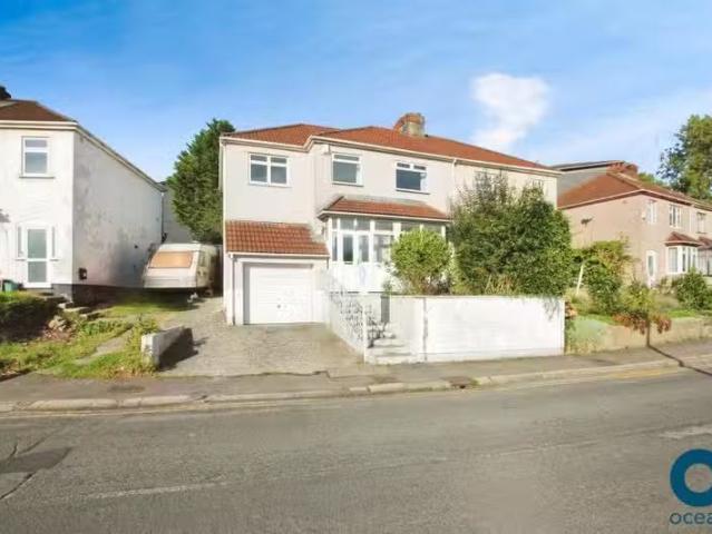Just in! 2 BA 6 bedroom semi detached house for rent in Statio.