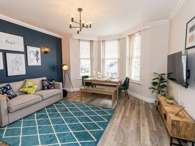 For Rent 2 Bedroom Apartment Bournemouth Bournemouth DLS102795606