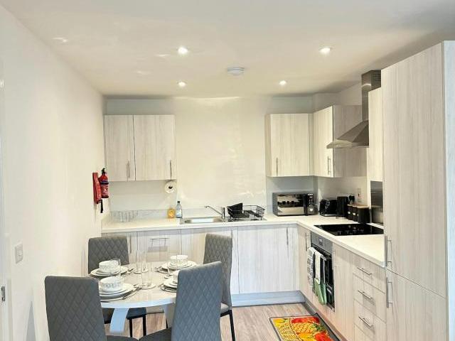 For Rent 2 Bedroom Apartment Coventry Coventry DS83659836