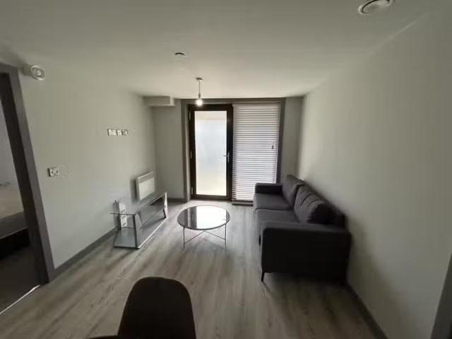 Charming 2 bedroom apartment for rent in JQ Rise, 1 Goodman St.
