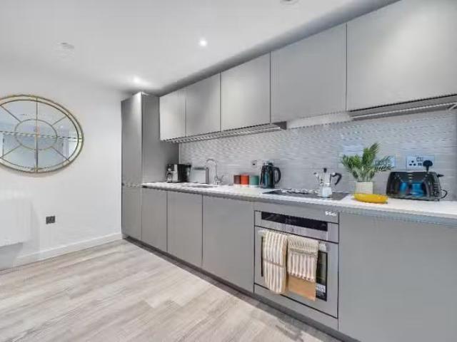 New 2 bedroom apartment for rent in Lionel Street, Birmingham.