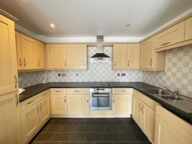 Unique 2 bedroom apartment for rent in Parkhouse, Hatfield, AL10