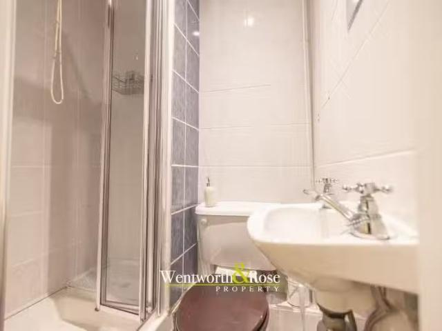 Cheap 2 bedroom apartment for rent in Portland Road, Edgbaston.