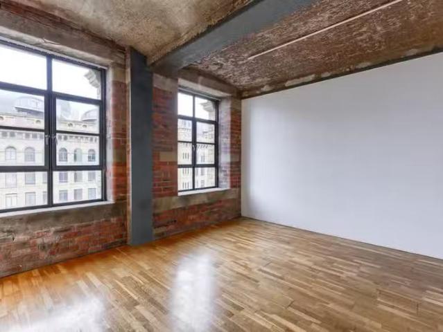 New 2 bedroom apartment for rent in Silk Mill, Lister Mills, L.