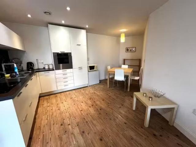 Unique 2 bedroom apartment for rent in Southside, B5