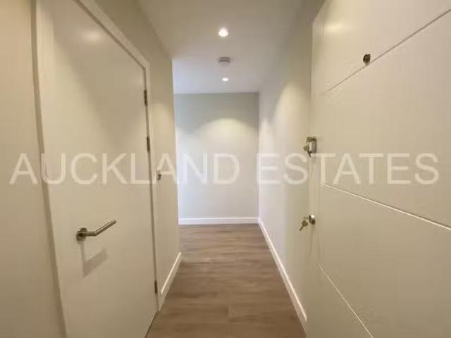 Rental! 2 bedroom apartment for rent in Westland Lodge, Brook.