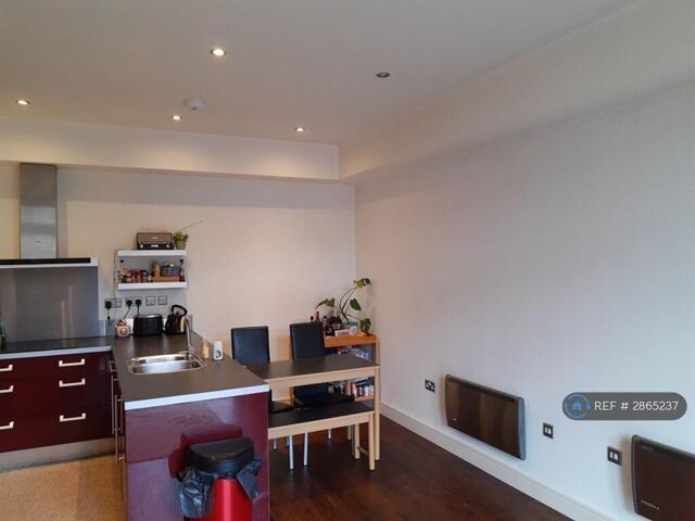 For Rent 2 Bedroom Apartment Huddersfield West Yorkshire DS101571676