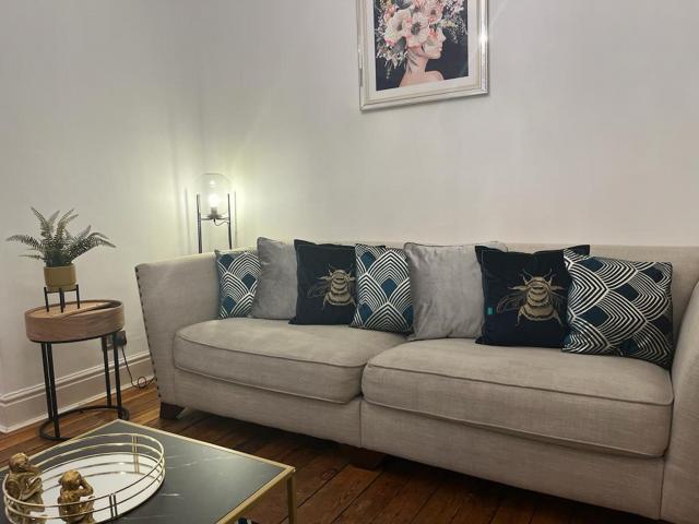 For Rent 2 Bedroom Apartment London London DLS65797465