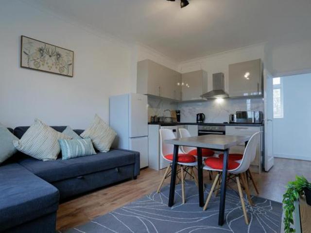 For Rent 2 Bedroom Apartment London London DLS74743024