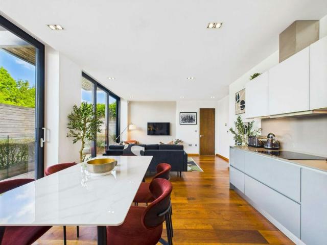 For Rent 2 Bedroom Apartment London London DLS90459758