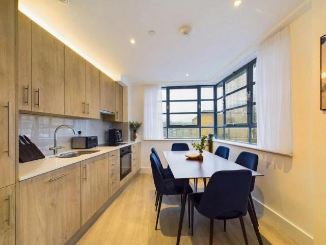 For Rent 2 Bedroom Apartment London London DLS90668997