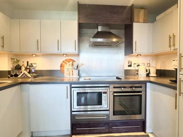 For Rent 2 Bedroom Apartment London London DLS93944457