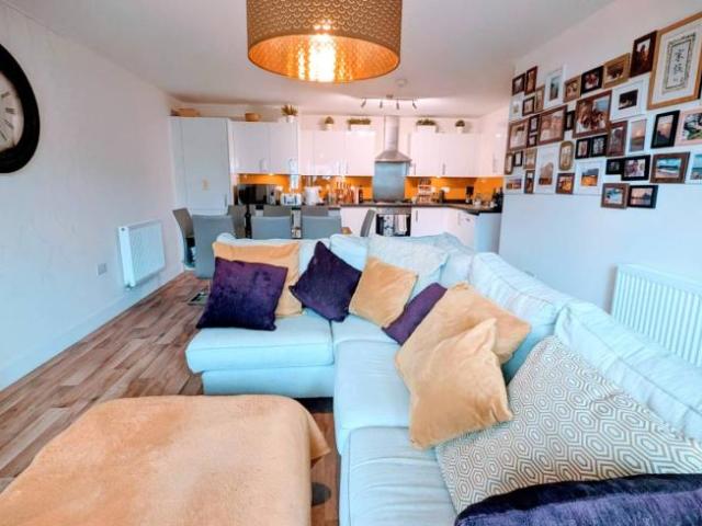 For Rent 2 Bedroom Apartment London London DLS98144867