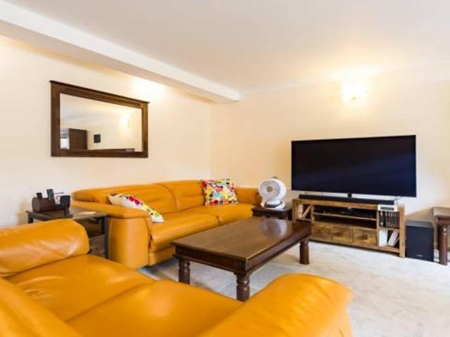 For Rent 2 Bedroom Apartment London London DS67850050