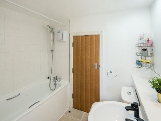 For Rent 2 Bedroom Apartment London London DS70675545