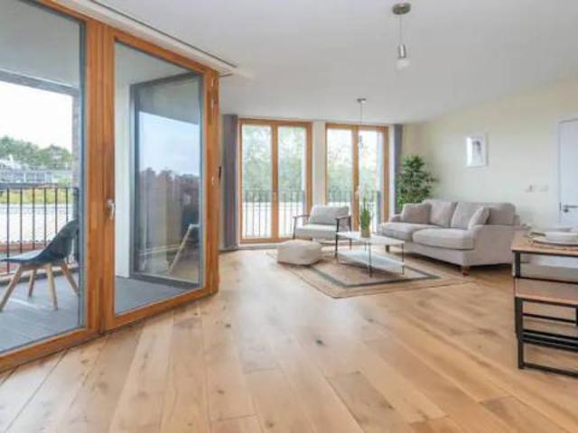 For Rent 2 Bedroom Apartment London London DS70866580