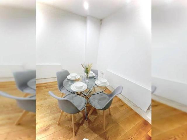 For Rent 2 Bedroom Apartment London London DS91757805