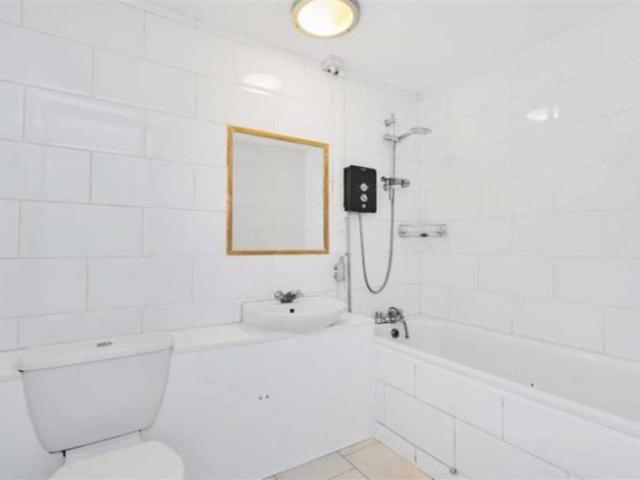 For Rent 2 Bedroom Apartment London London DS91830806