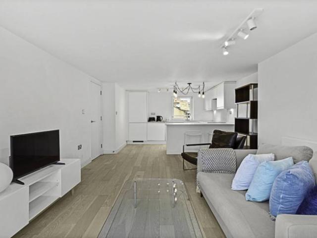 For Rent 2 Bedroom Apartment London London DS94256593