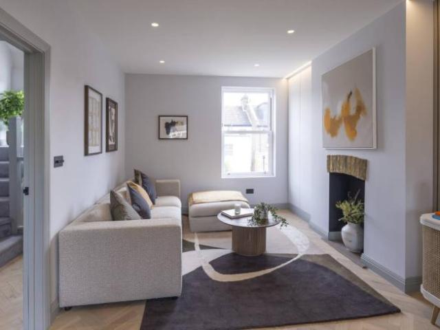 For Rent 2 Bedroom Apartment London London DS94753560