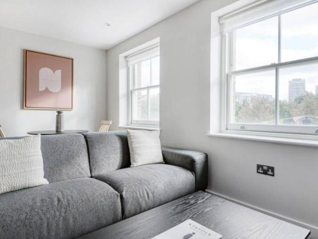 For Rent 2 Bedroom Apartment London London DS95625345