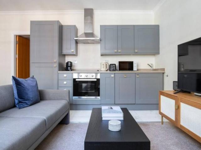 For Rent 2 Bedroom Apartment London London DS95625378