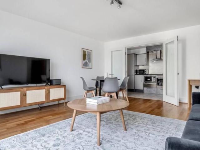 For Rent 2 Bedroom Apartment London London DS95625303
