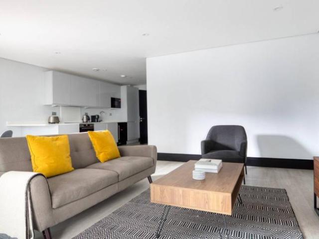 For Rent 2 Bedroom Apartment London London DS95626199