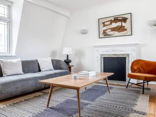 For Rent 2 Bedroom Apartment London London DS95626271