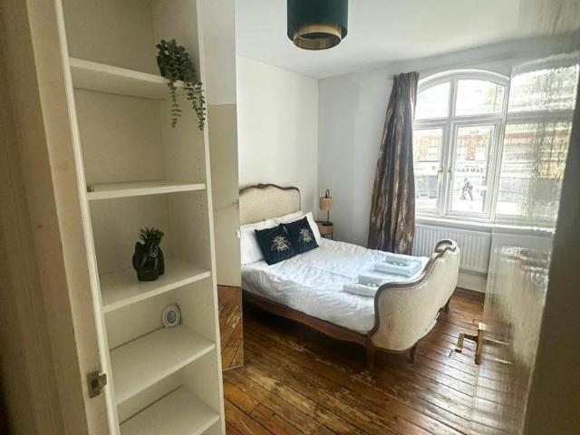 For Rent 2 Bedroom Apartment London London DS95847317