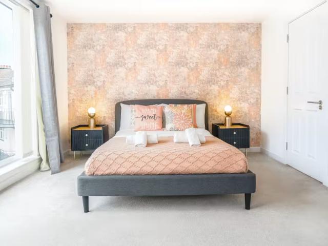 For Rent 2 Bedroom Apartment London London DS95904299