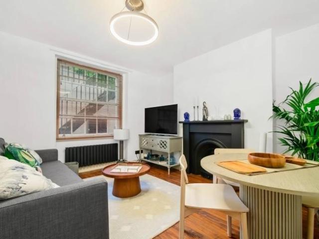 For Rent 2 Bedroom Apartment London London DS96562780