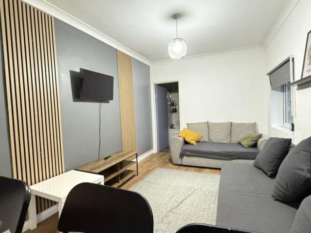 For Rent 2 Bedroom Apartment London London DS96888096