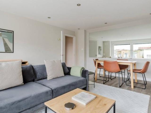 For Rent 2 Bedroom Apartment London London DS97428633