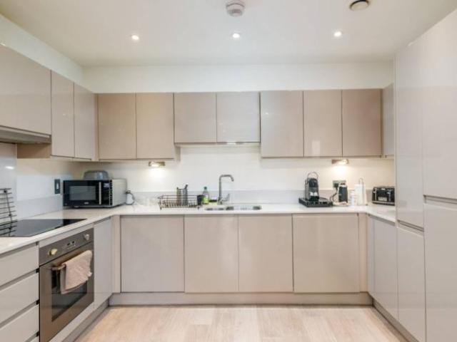 For Rent 2 Bedroom Apartment London London DS97707715
