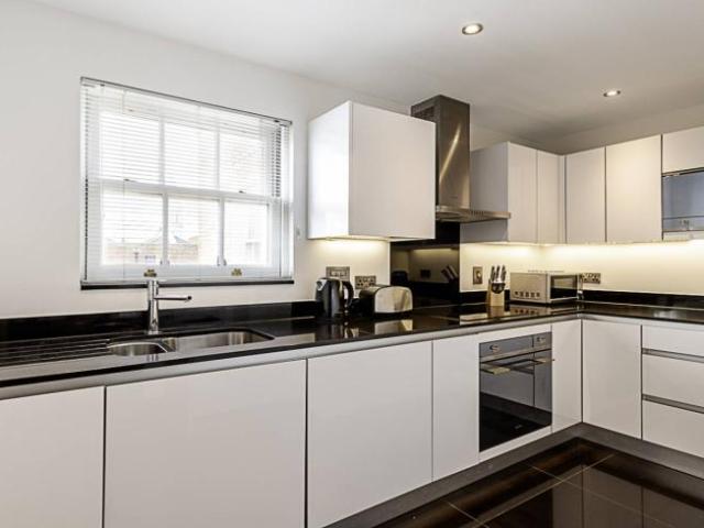 For Rent 2 Bedroom Apartment London London DS97810262