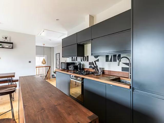 For Rent 2 Bedroom Apartment London London DS98294302