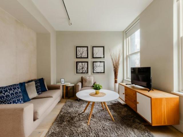 For Rent 2 Bedroom Apartment London London DS98959841