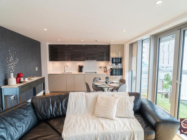 For Rent 2 Bedroom Apartment London London DS99388514