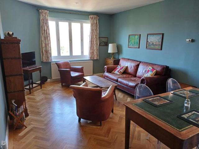 For Rent 2 Bedroom Apartment London London DS99684334
